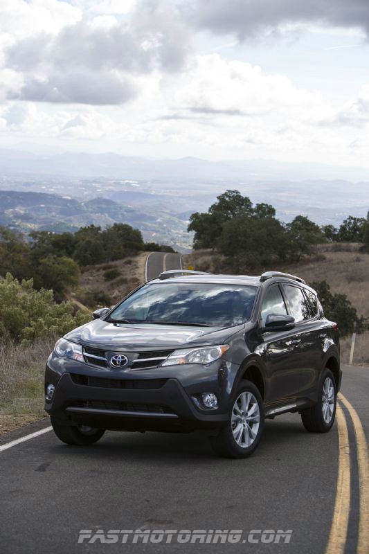 2013 Toyota RAV4 Revealed at Los Angeles