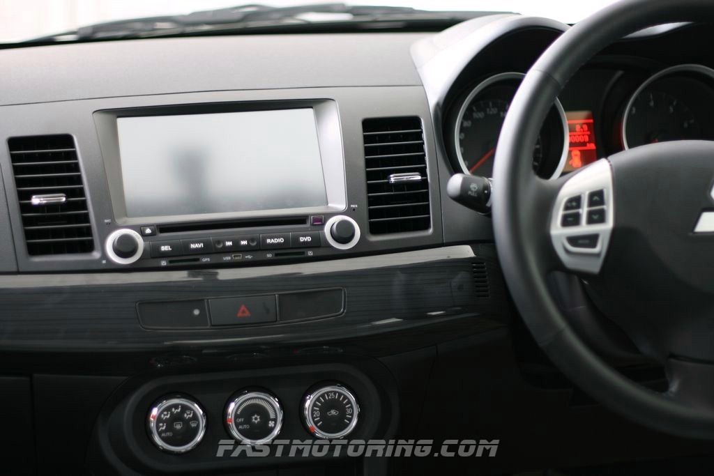 SR Motor Trader Promotion: MITSUBISHI LANCER EX