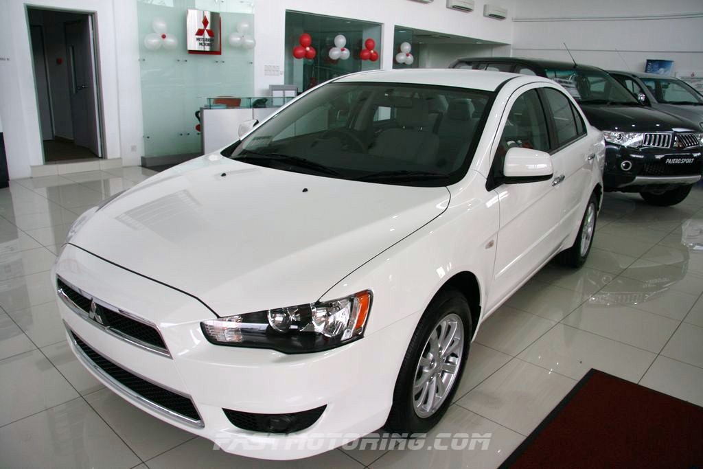 SR Motor Trader Promotion: MITSUBISHI LANCER EX